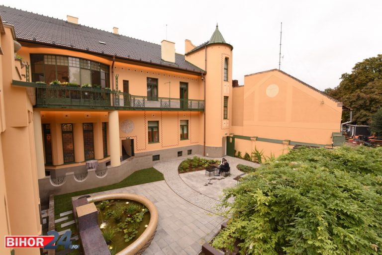 Merită vizitată! Casa Darvas La Roche din Oradea a devenit primul muzeu ...